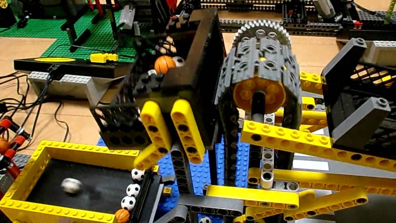 LEGO Great Ball Contraption | It Is Monday